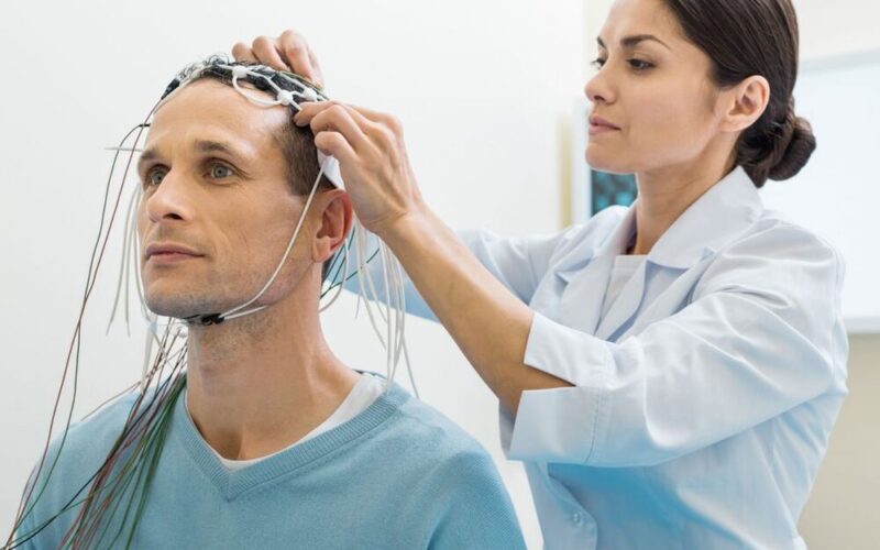 O que é polissonografia? Entenda como funciona e mais!